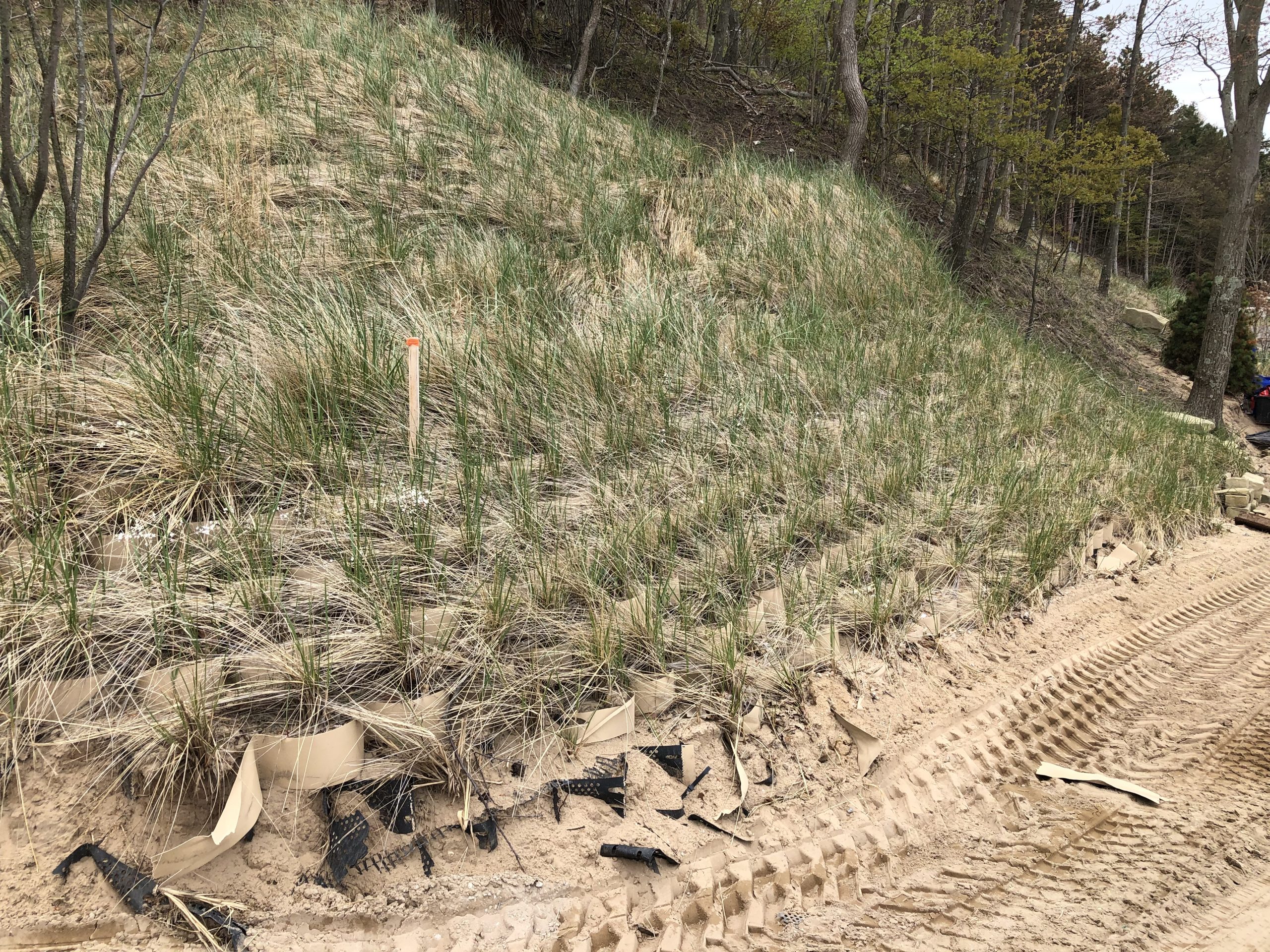 Titan Earth Slope™ MSE - Titan Environmental Containment