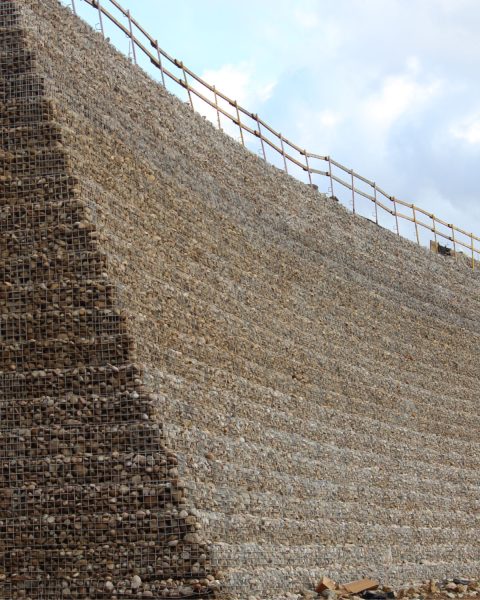 MSE Wall & Slope Systems - Titan Environmental Containment